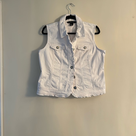 Baccini | Jackets & Coats | Baccini Denim Jacket | Poshmark